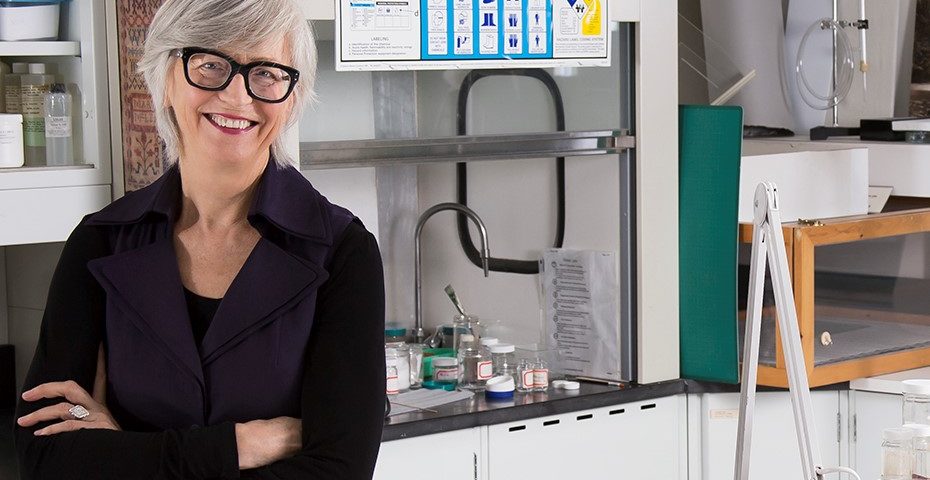 Faites cMeet the conservator Anne MacKay - McCord Museum