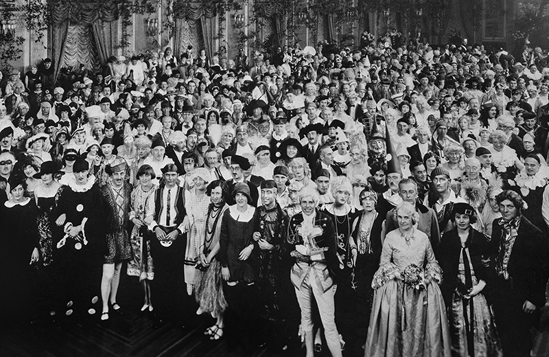 Costume Balls: Dressing Up History, 1870-1927 - McCord Stewart Museum